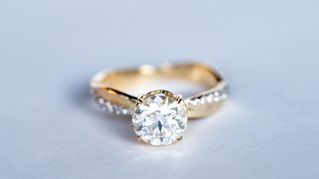 What Hand Do Engagement Rings Go On? – The Diamond Guys